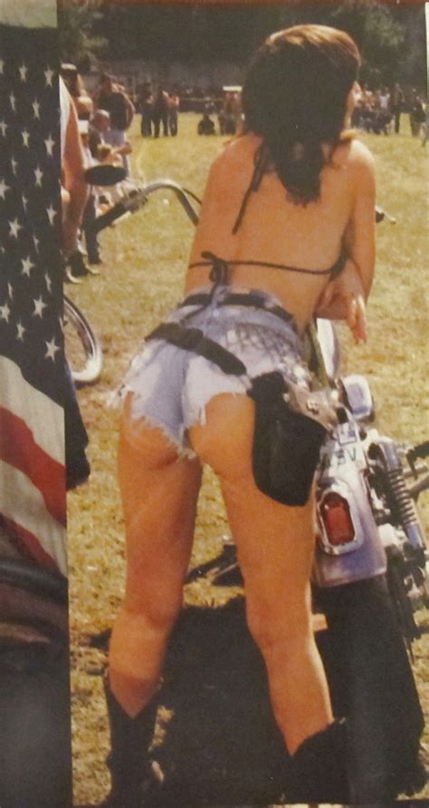 Biker Slut Nikki From Outlaw Biker Mag 1998 Porn Pictures Xxx Photos Sex Images 2066361 Pictoa