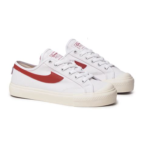 Rekomendasi Sepatu Putih Pria Tahun 2025 Id