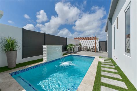 Laïnda Candc Real Estate Laïnda Candc Real Estate Aruba