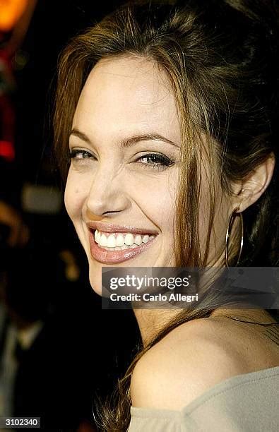Taking Lives World Premiere Photos And Premium High Res Pictures
