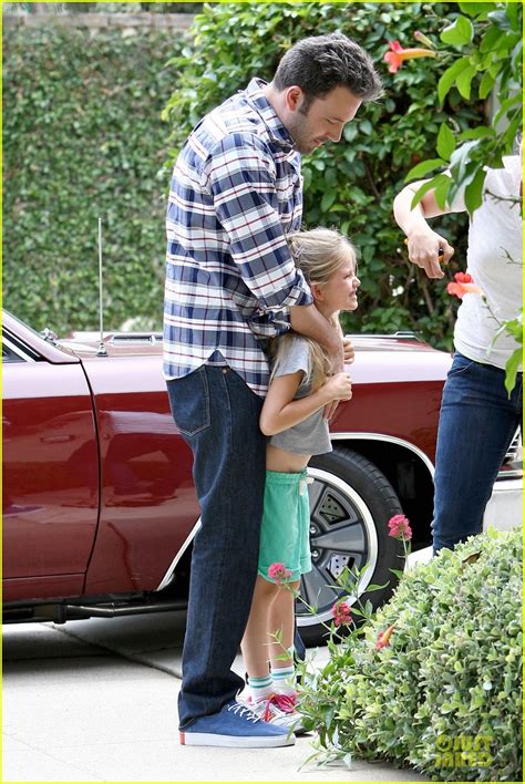 Ben Affleck Doting Dad While Jennifer Garner Is Away Photo 2889555