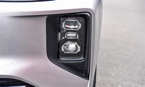 Livan Rl9 2026 фото в новом кузове фото салона и интерьера