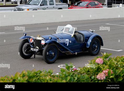 Malcolm Pratt Driving His 1930 Riley Brooklands At The Vscc Autumn