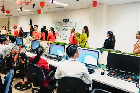 Gần 300 Phụ Huynh Mục Sở Thị Fpt Massda