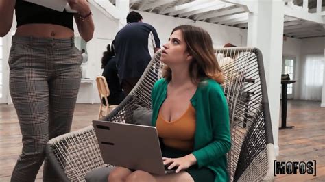 Sneaky Office Link Nicole Rae Johnny Love Eporner