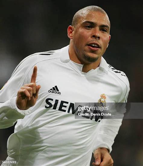Ronaldo Nazario Real Madrid Photos And Premium High Res Pictures