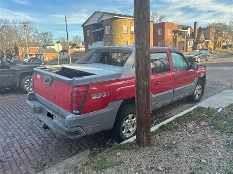 2001 Chevrolet Avalanche 1500 Cars And Trucks Huntington West
