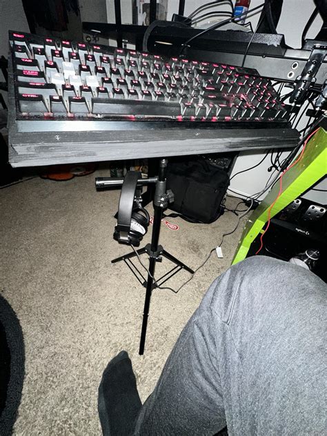 Diy Keyboard And Mouse And Headphone Holder Album On Imgur