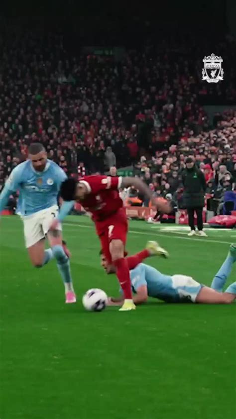 عشق کنید لوییز دیاز Vs کایل واکر طرفداری