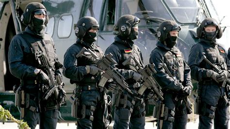 Polizeigewerkschaft Erhebt Vorwürfe Faeser Spart Elite Einheit Gsg9