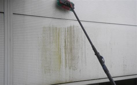 Professional Cladding Cleaner Bourton On The Water