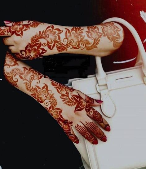 8 Types Of Stunning Pakistani Mahendi Design Mehndi Design Fashion Beauty Jewellery
