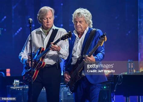 3213 Justin Hayward Photos And High Res Pictures Getty Images