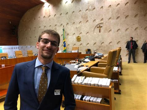 Luciano Krybus Scarpinella Bueno Editora Sobredireito