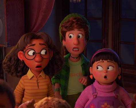 Priya Miriam And Abby 😳 Turning Red Pixar Red Pelicula Panda Rojo