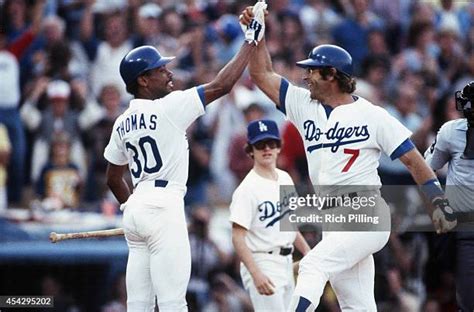 Los Angeles Dodgers Steve Yeager Photos And Premium High Res Pictures Getty Images