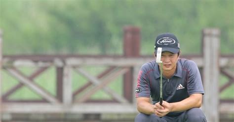 포토 버디를 노리는 강윤석