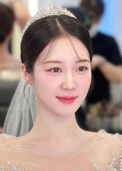 김활란뮤제네프