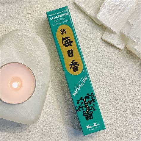 Japoniški Smilkalai Kedras Smilkalinė Gydomieji Akmenys