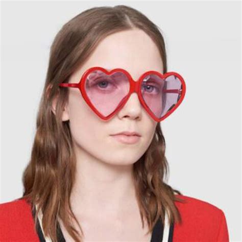 New Vintage Luxury Red Gradient Lenses Love Heart Sunglasses Uv400