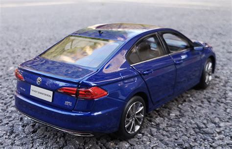 1 18 Dealer Edition 2019 2020 Volkwagen Vw Bora Blue Diecast Car Model