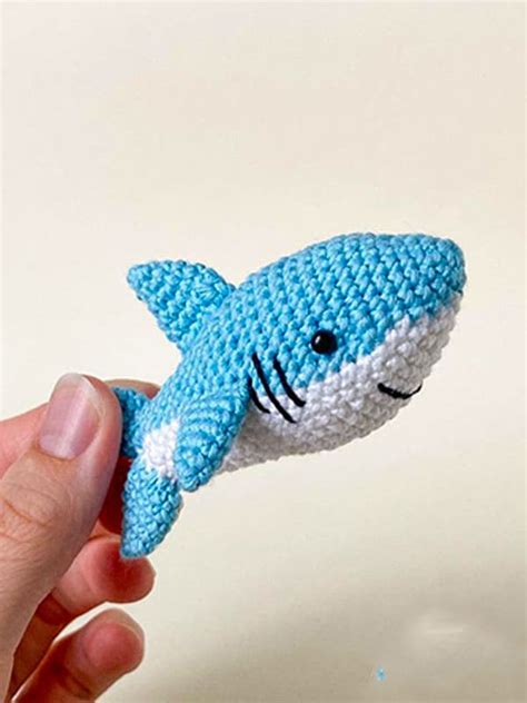 PatrÓn Gratis Tiburón Llavero Amigurumi Crochetisimo