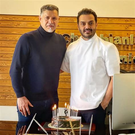 بیوگرافی آناشید حسینی معروفترین مدل و طراح لباس ایرانی