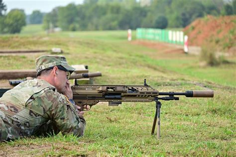 První útočné Pušky M7 A Kulomety M250 V Americké Armádě Armádní Noviny