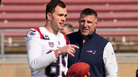 Will The Patriots Be Looking At Tight End As A No 1 Target