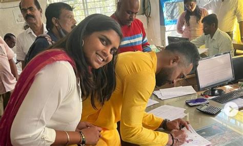 Indian Cricketer Veda Krishnamurthy Gets Married On Late Mothers Bday