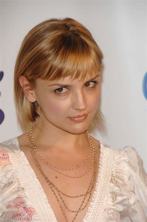 Photo Rachael Leigh Cook Wallpapers With A Celebrity Rachael Leigh