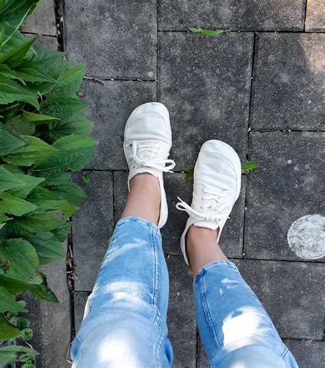Best White Barefoot Sneakers Stylish And Wide Toe Box Picks Barefoot