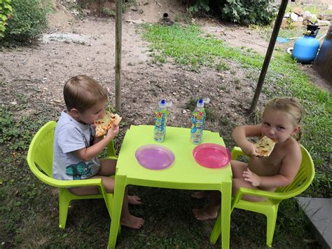 Juli 4 Rok Cykle Album On Rajče