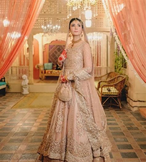 Asp Syeda Shehrbanos Wedding Pictures Go Viral After Her Daring Rescue Pakistan Observer