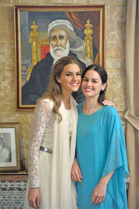 عقد قران الاميرة نجلاء بنت عاصم وناصر أسامة التلهوني موقع العروس