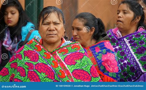 Mujeres Mexicanas Imagen Editorial Imagen De Mujeres 100159030