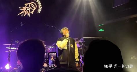 庞麦郎复出，从一场9个观众到票全售罄，到底谁是小丑？ 知乎