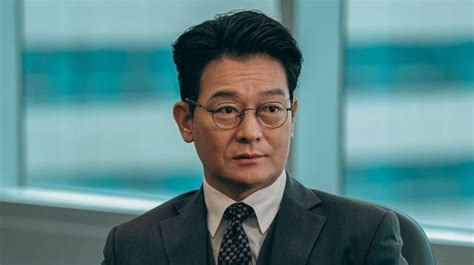 Sung Has Instagram Twitter And Facebook On Idcrawl