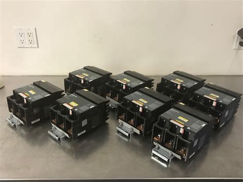 8 Square D Sl 400a Circuit Breaker
