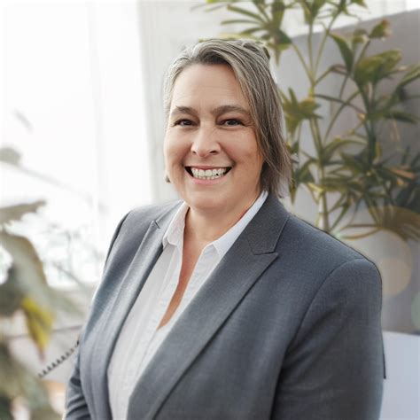 Kryssy Purdy Roberts Real Estate Tamar Valley