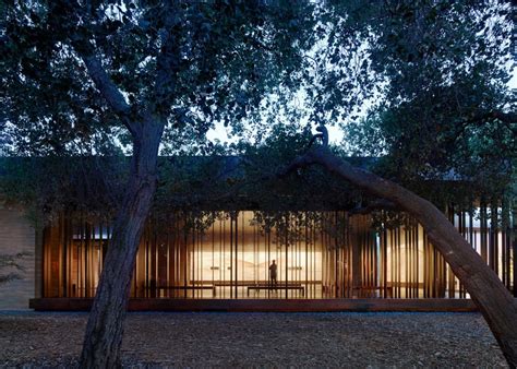 Aidlin Darling Uses Rammed Earth For Stanford Meditation Centre