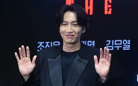 Imej Lee Kwang Soo Di No Way Out The Roulette Beda Drastis Dari