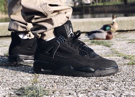 Jordan Retro 4 Black Cat