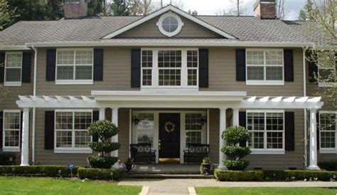 25 Inspiring Exterior House Paint Color Ideas Taupe Exterior Paint