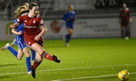 Aberdeen Women Co Manager Gavin Beith Hails Bayley Hutchisons Pfa
