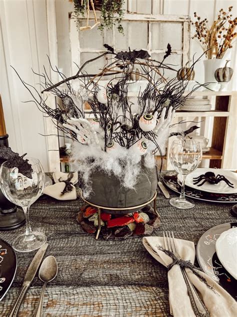 Easy Halloween Table Centerpieces Ideas 25 Diy Halloween Centerpieces