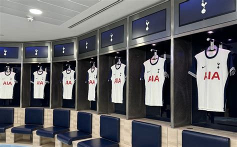 Kyle Walker Reveals Funny Detail About Spurs Stadium Away Dressing Room