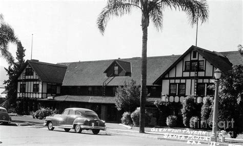 Glen Tavern Hotel Santa Paula Late 1940s Photograph By Sad Hill