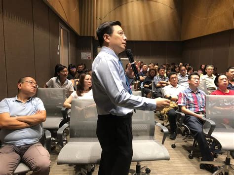 Dr Kah Guan Au International Eye Cataract Retina Centre