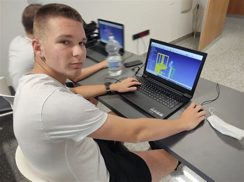 Automation Technicians From Poland Learn The Best Of Industrial